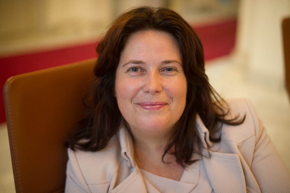 ‘Zonder verhalen kun je heel lang het verkeerde spoor volgen’ - Omdat ...